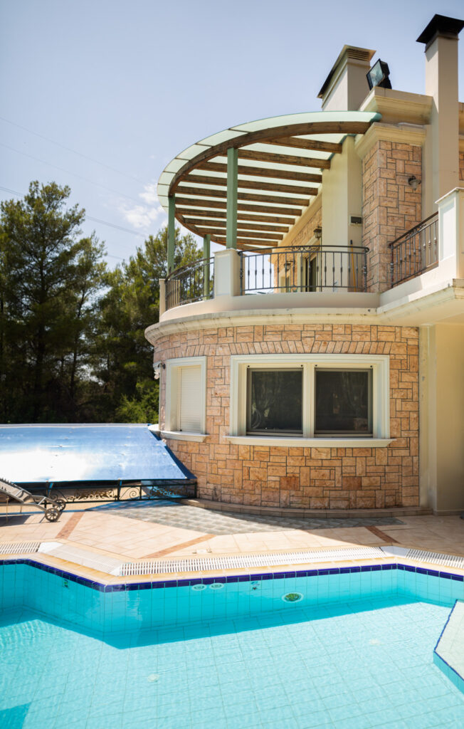 Στέγαστρα - Ferral